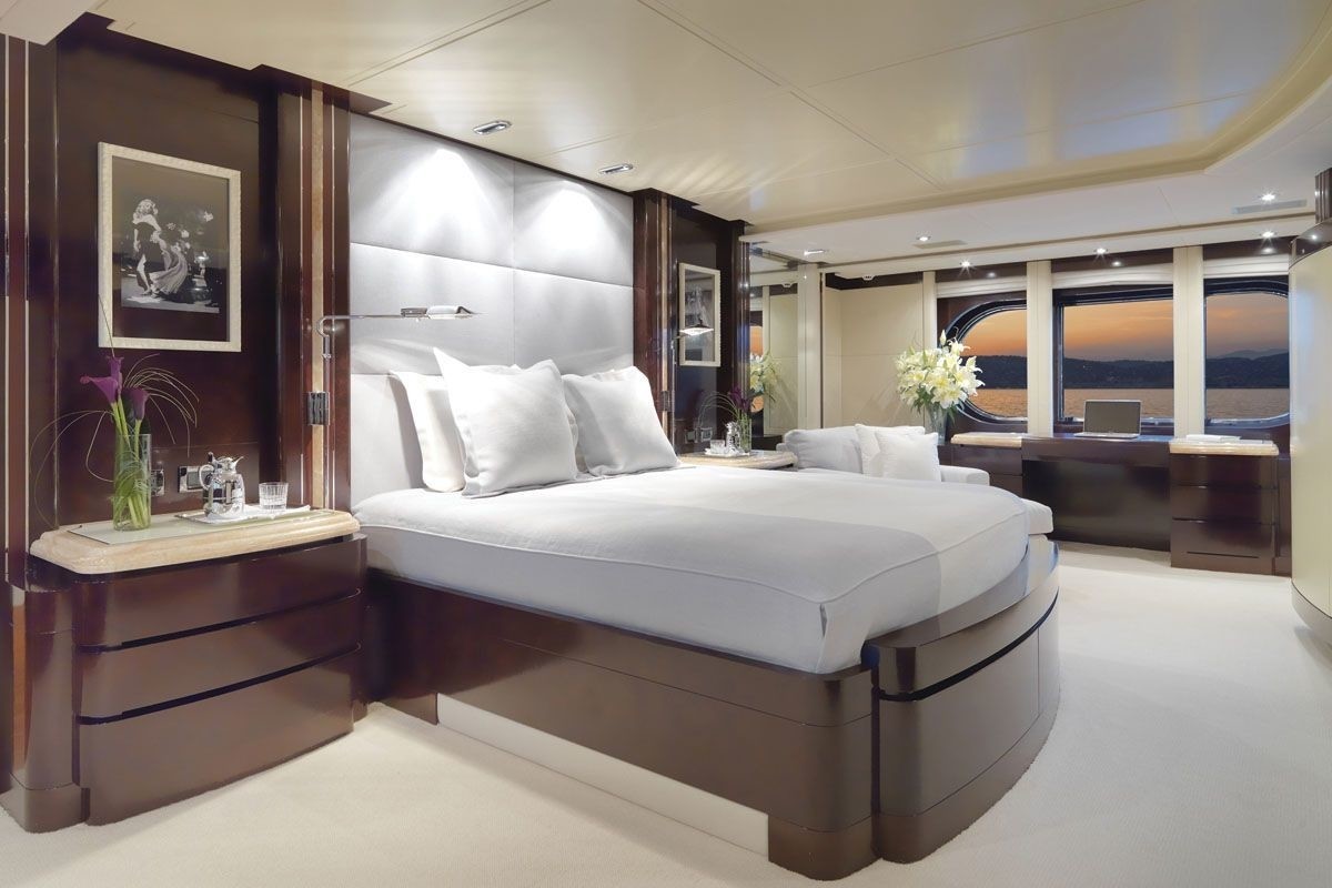 Yacht PRINCESS TOO, Feadship | CHARTERWORLD Luxury Superyacht Charters